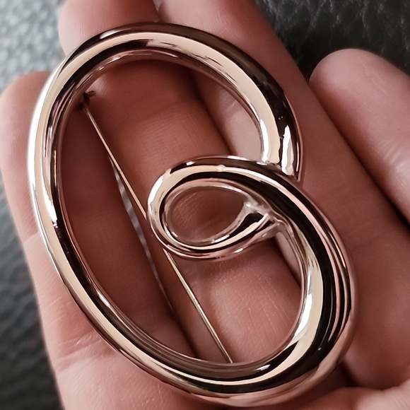 Monet | Jewelry | Vtg Monet Brooch | Poshmark